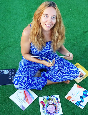 Book review of A Handful of Buttons - Readers' Favorite: Book Reviews ...